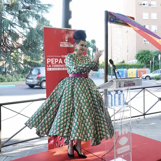 Nuestra ciudad rinde homenaje a Pepa Charro, La Terremoto de Alcorcón ...