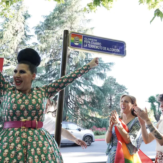 Nuestra ciudad rinde homenaje a Pepa Charro, La Terremoto de Alcorcón ...